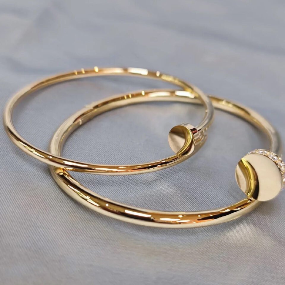 M/18K Bold Gold Nail Bangle – Hikage Jewelry